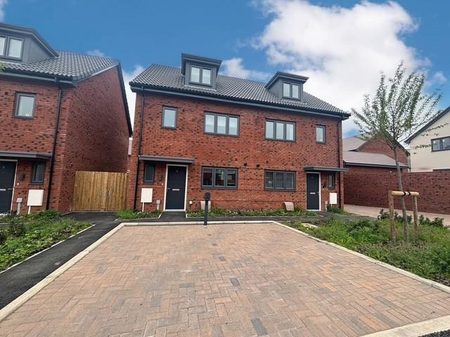 Giffords Walk, Bristol, BS34 4 bed house to rent £3,000 pcm £692 pw