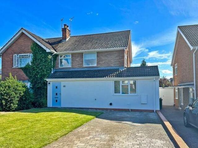 Giggetty Lane, Wombourne, 3 Bedroom Semi detached