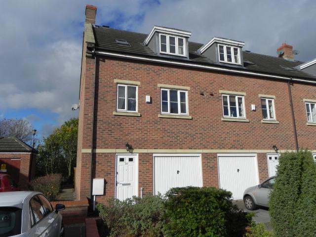 Gilbert Boulevard, Arnold NG5, 3 bed town house to rent, £1,350 pcm | PrimeLocation