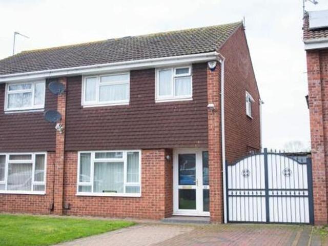 Gilbert Close, Leicester, 3 Bedroom Semi detached
