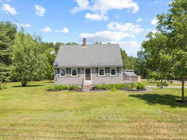 Gilbert Dr, Standish, Home For Sale