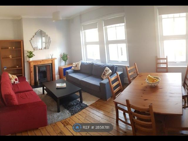 Gilbey Road, London SW17, 3 bed flat to rent, £3,200 pcm | PrimeLocation