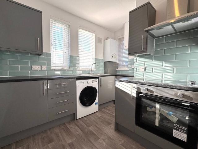 Gilda Crescent, POLEGATE