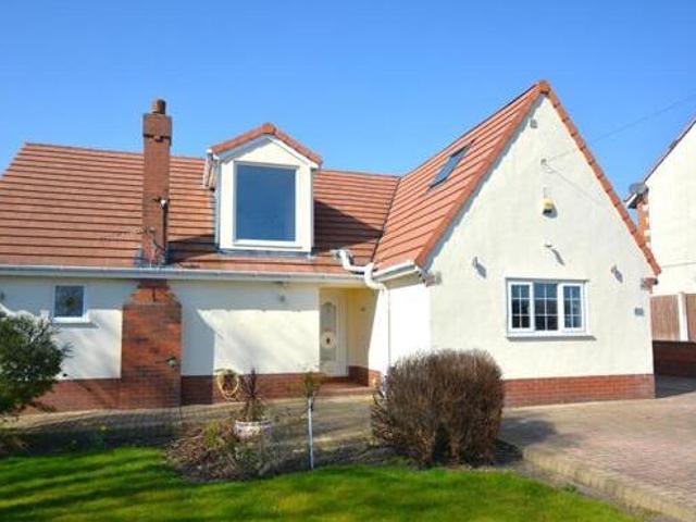 Gildersome, Street Lane, Morley, 4 Bedroom Detached