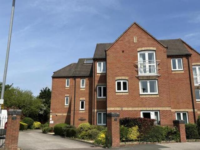 Giles Court, Rectory Road, 1 Bedroom Retirement