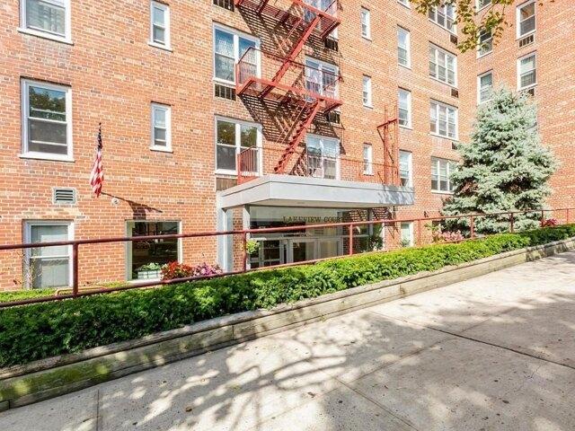 Giles Pl Apt H, Bronx, Property For Sale