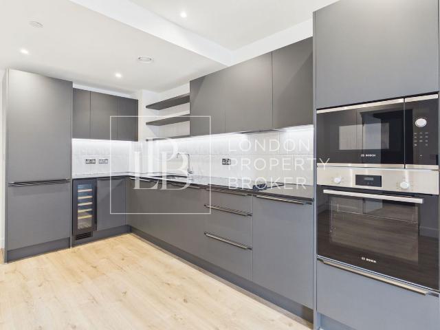 Gilham House, Lombard Square SE28, 2 bed flat to rent, £2,300 pcm | PrimeLocation