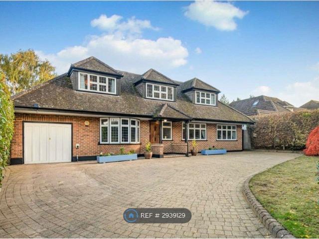 Gilhams Avenue, Banstead SM7, 3 bed detached house to rent, £3,000 pcm | PrimeLocation