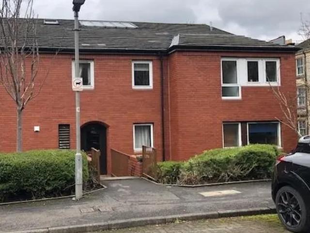 Gillemart Court, 94 Buccleuch Street, Glasgow, G3 6DY, United Kingdom | 2 bed apartment for rent #134168016 | Rentberry