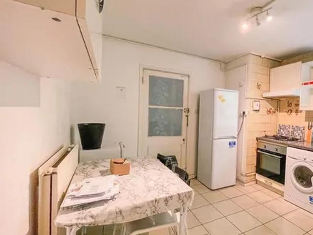 Gilles House, Hilgrove Road, London, NW6 4TJ, United Kingdom | Room for rent #140226031 | Rentberry
