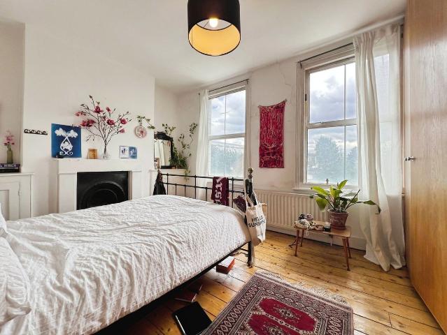 Gillespie Road, London N5, 3 bed terraced house to rent, £3,750 pcm | PrimeLocation