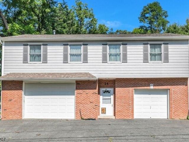 Gillette Rd, Long Hill Township, Home For Sale