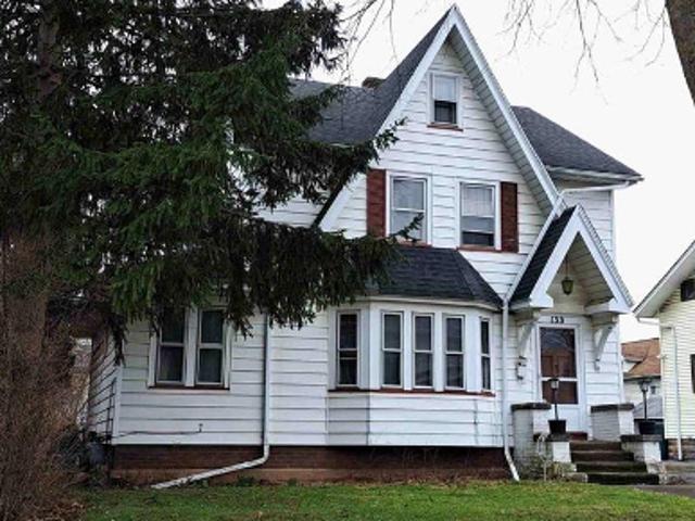Gillette St