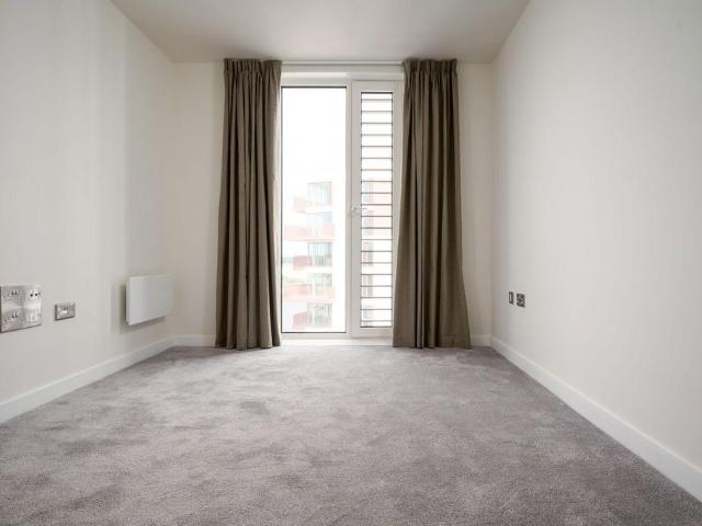 Gillingham Gate Rd, Gillingham ME4 2 bed apartment to rent £1,365 pcm £315 pw