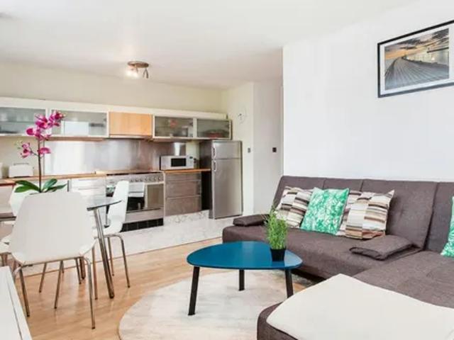 Gillian Lynne Theatre, Drury Lane, London, WC2B 5PW, United Kingdom | 1 bed apartment for rent #160137423 | Rentberry