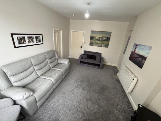 Gillott Road, Edgbaston, Birmingham B16, 1 bed flat to rent, £800 pcm | PrimeLocation