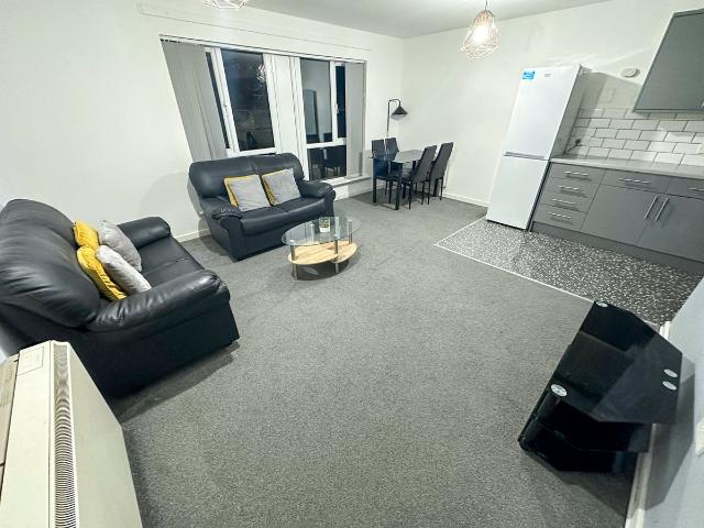 Gilmartin Grove, Liverpool L6, 2 bed flat to rent, £850 pcm | PrimeLocation