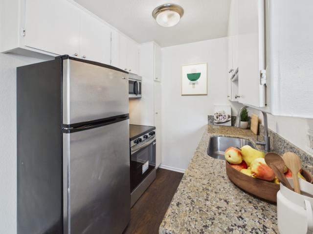 Gilmore Apartments Van Nuys