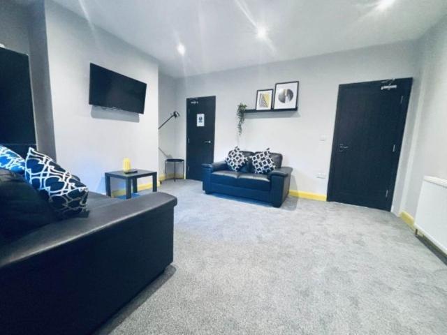 Gilpin Terrace Room 4, Armley, Leeds