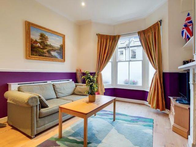 Gilstead Road, Fulham, SW6 6 bed terraced house to rent £6,647 pcm £1,534 pw