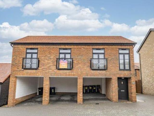 Gipps Avenue, Canterbury, 1 Bedroom Maisonette