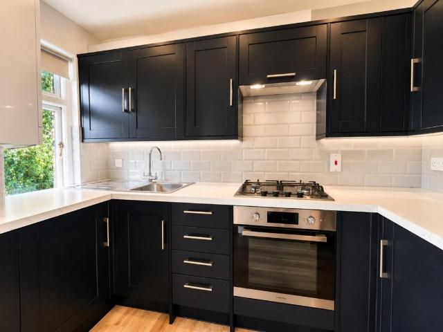 Gipsy Hill, Crystal Palace, London, SE19 2 bed apartment to rent £1,750 pcm £404 pw