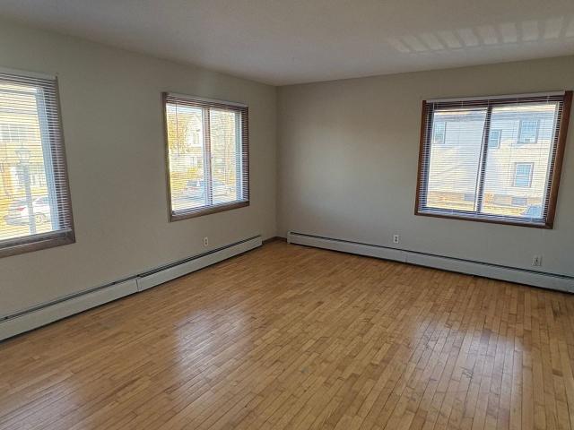 Girard 1 Bedroom Apartment for Rent at 2801 Girard Ave S, Minneapolis, MN 55408 Uptown