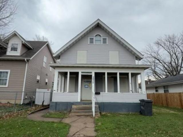 Girard Ave N