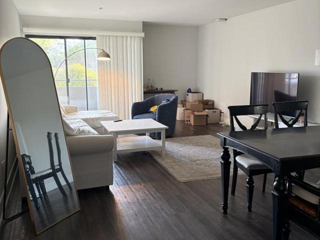 Girls Westwood Apartment at the Atrium