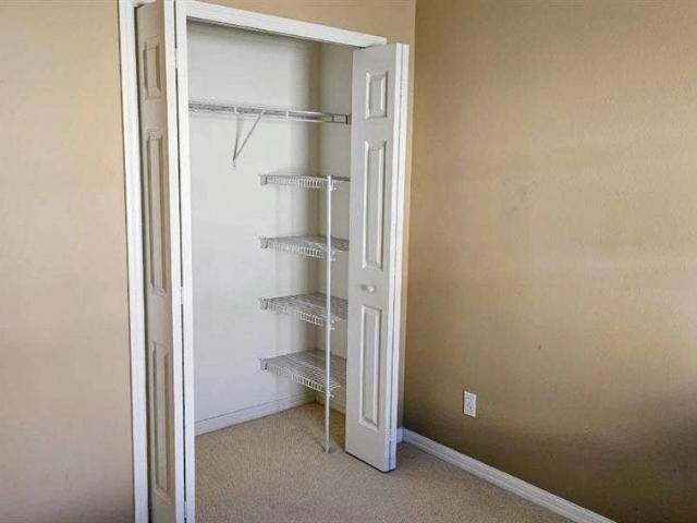 GIRLS ONLY House for Rent