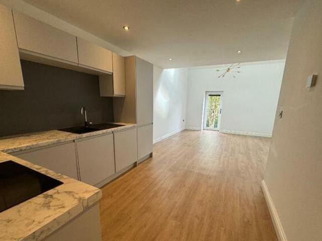 Gisburn Road, Barrowford, 1 Bedroom Duplex