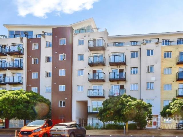 Gisors Road, Southsea PO4, 2 bed flat to rent, £1,300 pcm | PrimeLocation