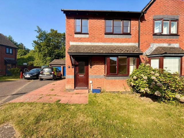 Gittisham Close, Exeter EX1, 3 bed semi detached house to rent, £1,450 pcm | PrimeLocation