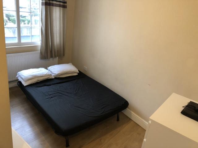 Good Sized Studio Flat | Available Now | N22
