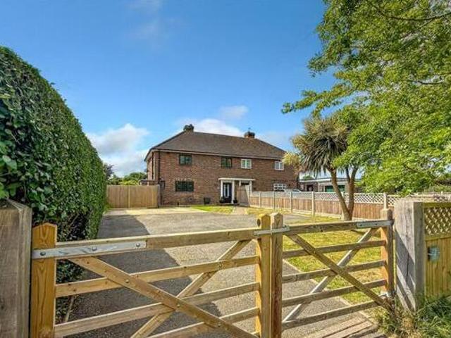 Goodacres, Barnham, 3 Bedroom Semi detached
