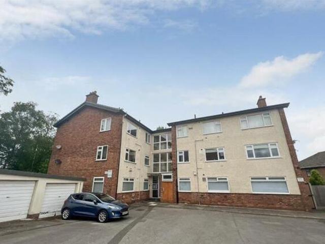Goodakers Court, Upton, 2 Bedroom Flat