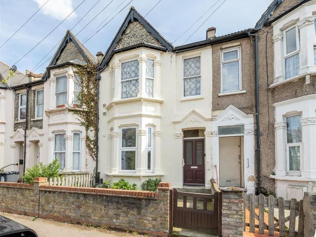 Goodall Road, Leytonstone E11, 2 bed flat to rent, £1,850 pcm | PrimeLocation