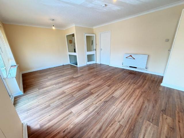 Gooden Court, Harrow HA1 3 bed flat to rent £2,100 pcm £485 pw