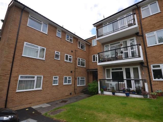 Gooden Court, South Hill Avenue, Harrow On The Hill, Middx HA1, 4 bed flat to rent, £2,100 pcm | PrimeLocation