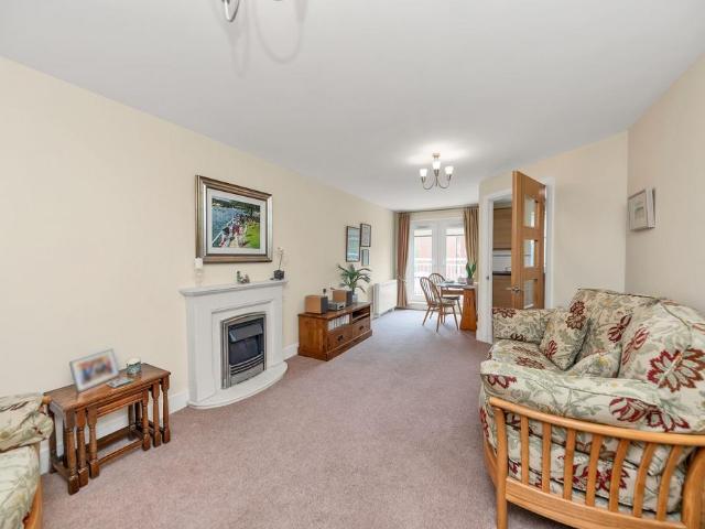 Goodes Court, Royston SG8 1 bed flat to rent £1,800 pcm £415 pw