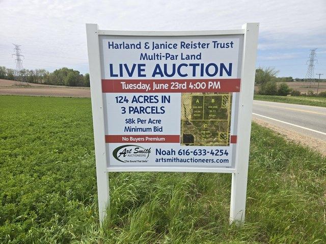 Gooding St, Conklin, MI 49403