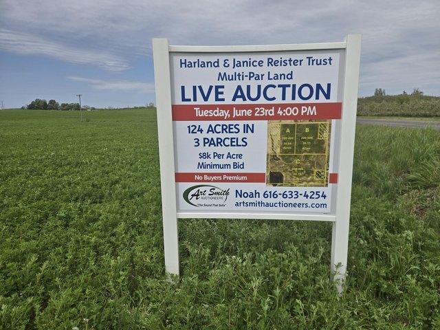 Gooding St, Conklin, MI 49403