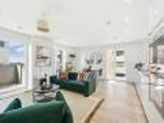 Goodmayes Square, Ilford, London IG3, Ilford, 2 bed flat to rent, £2,310 pcm | PrimeLocation