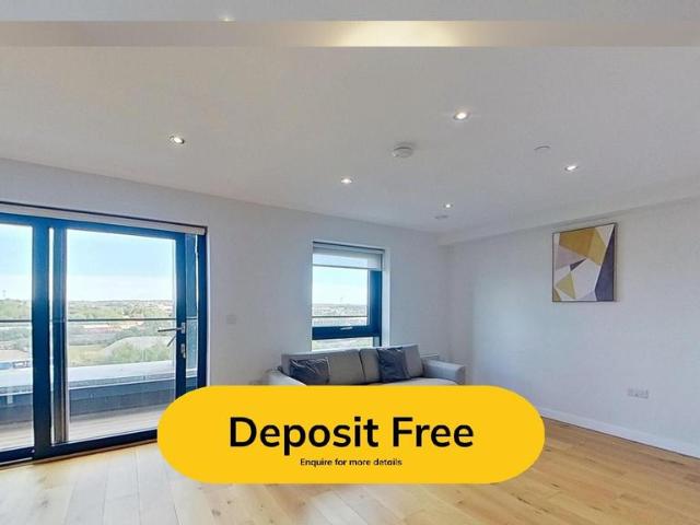 Goodman Street 3 bed flat to rent £2,295 pcm £530 pw
