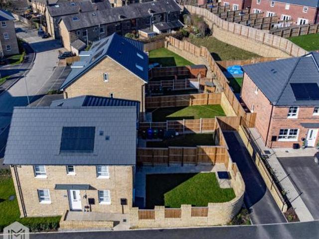 Goodshaw Fold, Bury, 3 Bedroom Semi detached