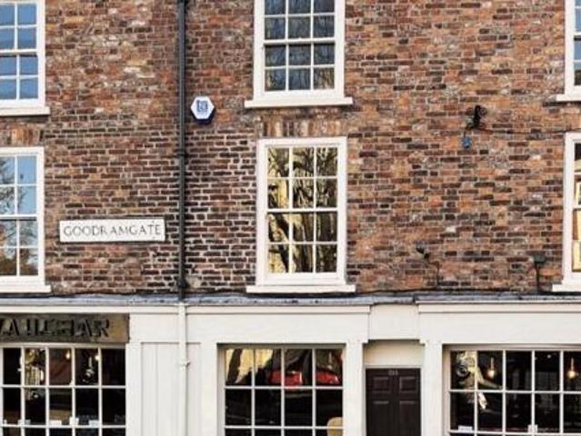 Goodramgate, York, Mixed Use Property