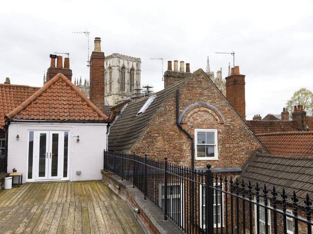Goodramgate, York, North Yorkshire YO1, 3 bed maisonette to rent, £1,600 pcm | PrimeLocation