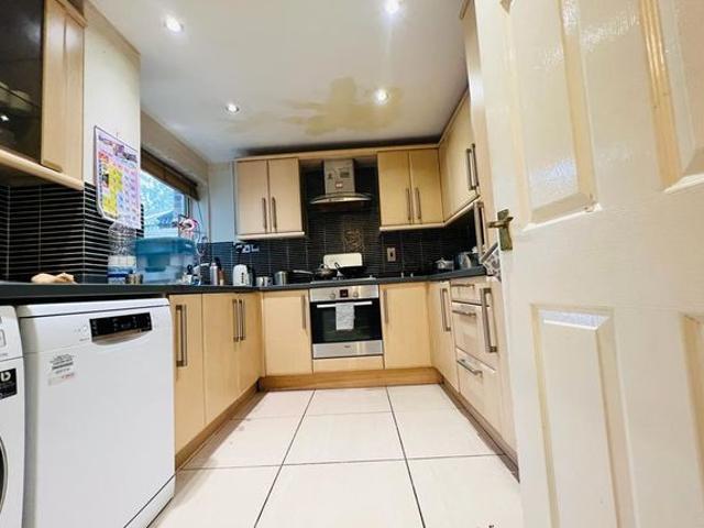 Goodrich Close, Reading RG4, 4 bedroom semi detached house to rent 69360161 | PrimeLocation