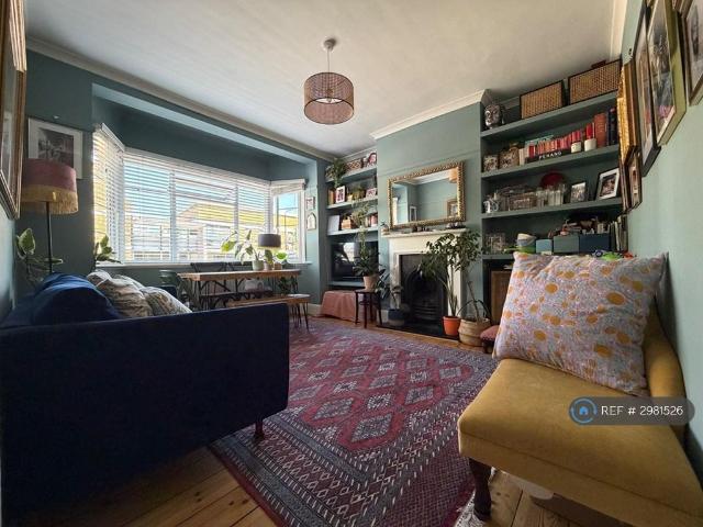 Goodwood Mansions, London, SW9 2 bed flat to rent £2,600 pcm £600 pw