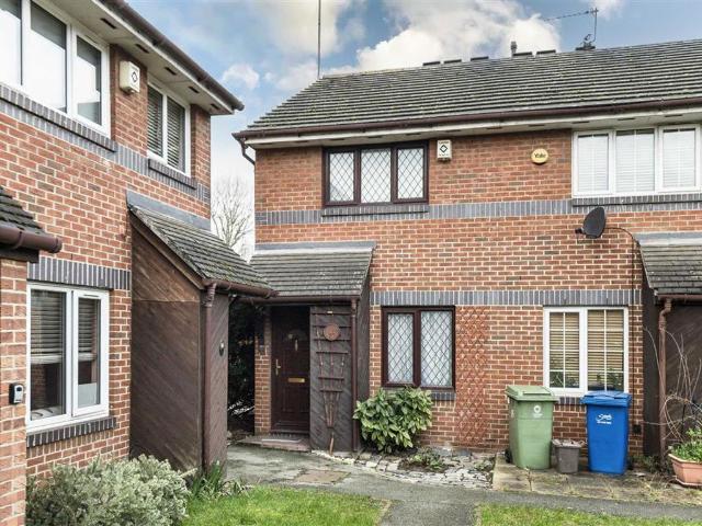 Goodwin Close, Bermondsey SE16, 2 bed property to rent, £2,150 pcm | PrimeLocation
